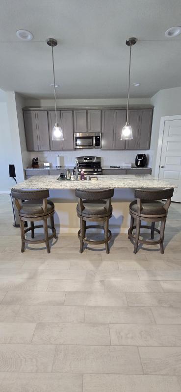 Maven Lane 26in Alexander Counter Stool in Reclaimed Oak Finish with ...
