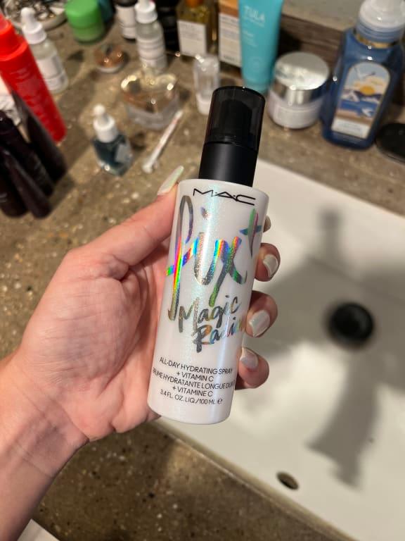 MAC Fix+ Magic Radiance All Day Hydrating Setting Spray with Vitamin C ...