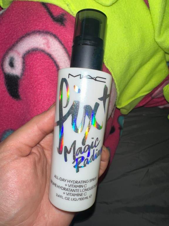 MAC Fix+ Magic Radiance All Day Hydrating Setting Spray with Vitamin C ...
