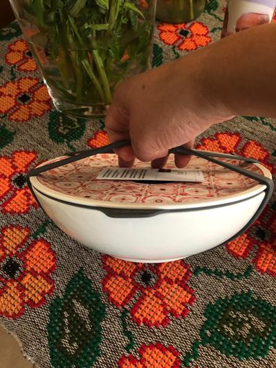 Villeroy & Boch Modern Dining Rose Large Dish with Lid - Macy's