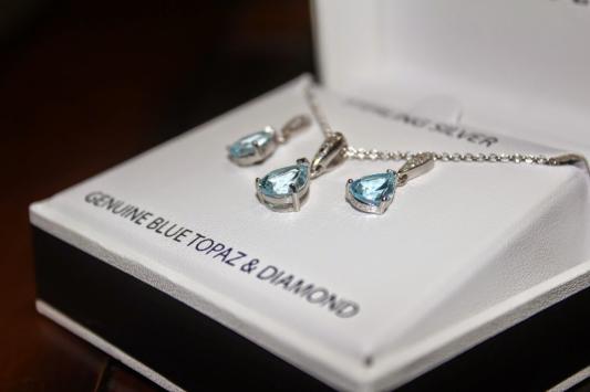 Victoria Townsend Sterling Silver Jewelry Set, Pear-Cut Blue Topaz (7-1 ...