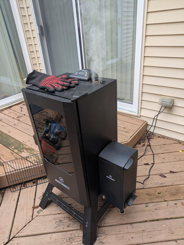 Masterbuilt 8-in L x 10-in W x 17-in H Stainless Steel Smoker Box ...