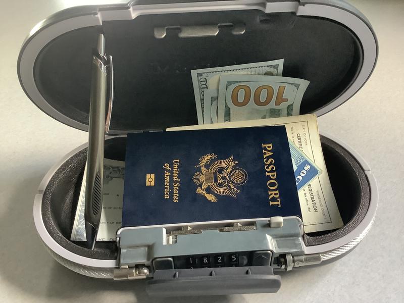 Master Lock 0.05-cu ft Combination Lock Security Box Safe 5900D at ...