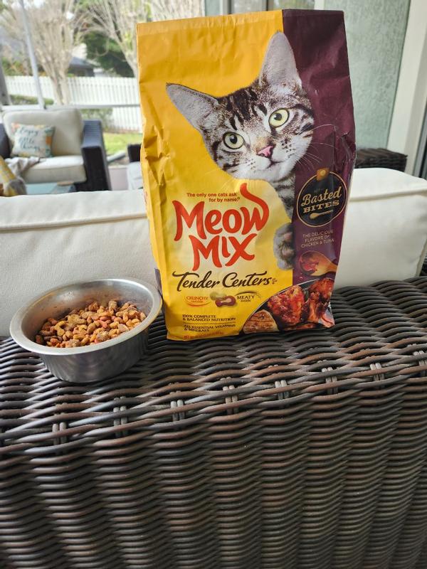Meow Mix Tender Centers with Basted Bites Chicken & Tuna Flavors Dry ...