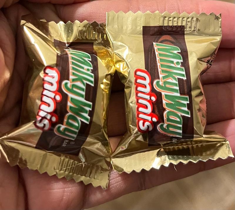 Milky Way Candy Mini 2,200+ Mini Candy Bars Stock Photos, Pictures