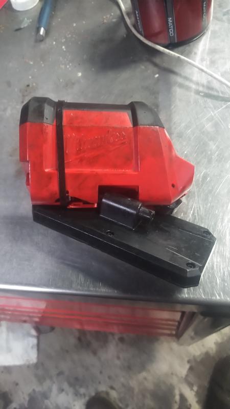 Milwaukee Tool 700 Lumens M12 Rover Service and Repair Flood Light with ...