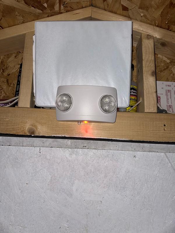 Royal Pacific 1 -Watt 120/277 -Volt LED White Hardwired Emergency light ...