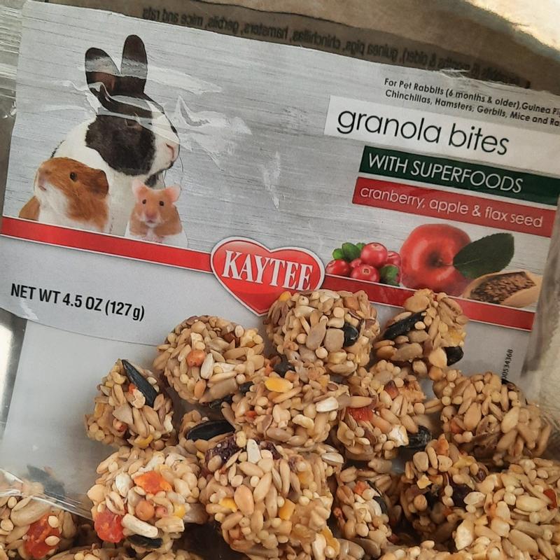 KAYTEE Granola Small Animal Bites with Superfoods Cranberry Apple ...