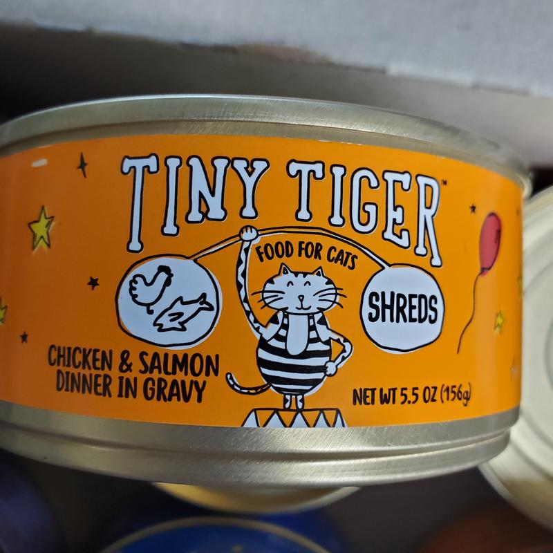 TINY TIGER Savory Shreds In Gravy Variety Pack Canned Cat Food, 5.5-oz ...