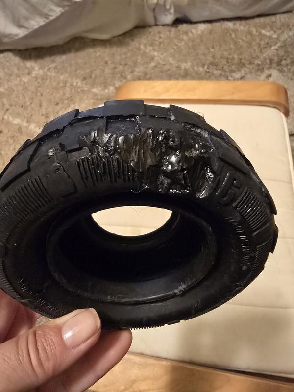 KONG Extreme Tires Dog Toy, Medium/Large - Chewy.com