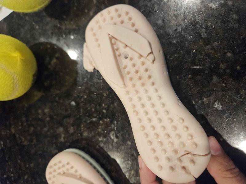 SPUNKY PUP Gnaw Guard Squeaky Foam Flip Flop Dog Toy - Chewy.com