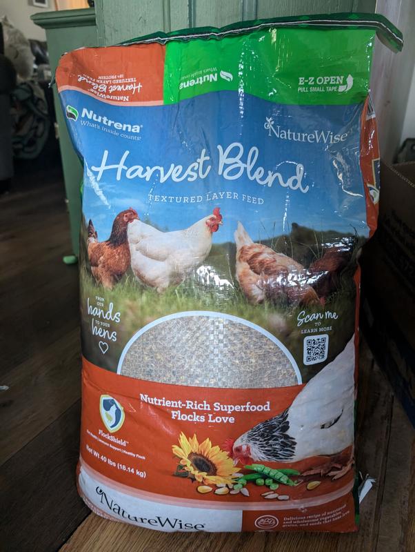 NUTRENA NatureWise Harvest Blend 18% Protein Layer Pellets Chicken Feed ...