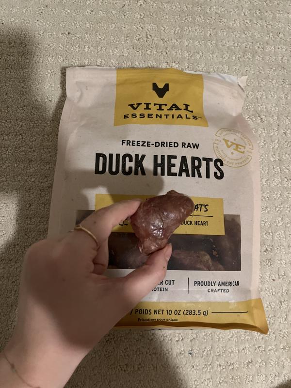 VITAL ESSENTIALS Duck Hearts Grain-Free Freeze-Dried Raw Dog Treats, 10 ...
