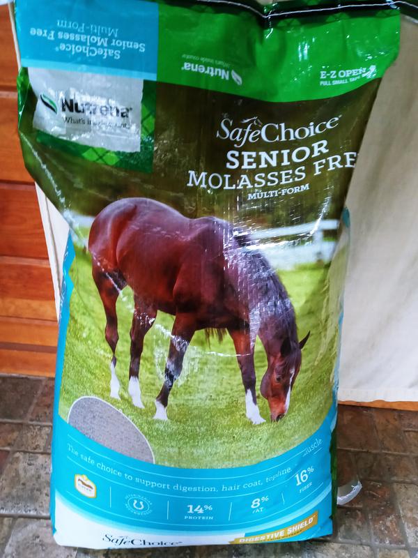 NUTRENA SafeChoice Senior Molasses Free Horse Feed, 50-lb bag - Chewy.com