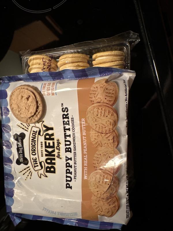 THREE DOG BAKERY Puppy Butters Peanut Butter Sandwich Cookie Dog Treats ...
