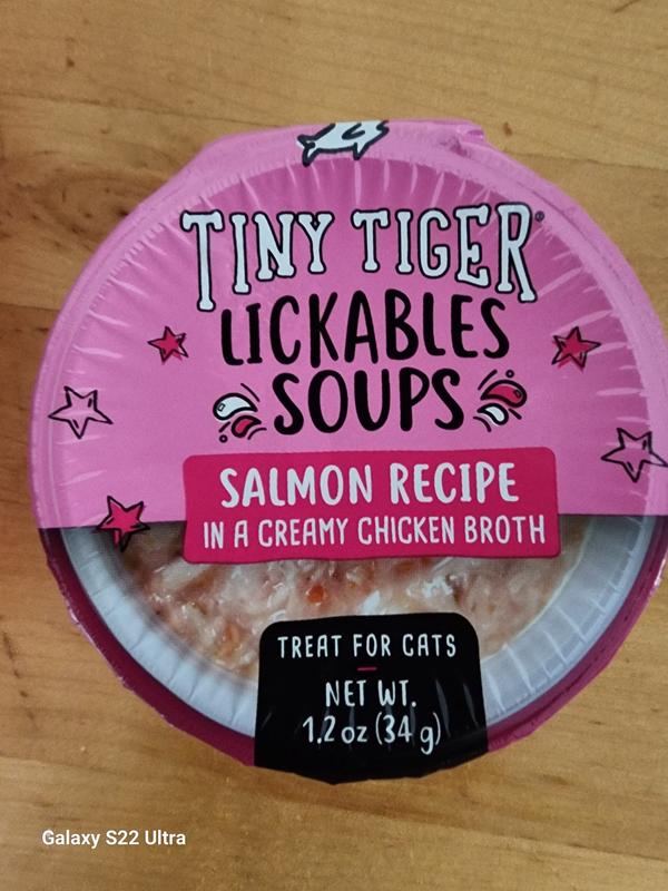 TINY TIGER Lickables Soup Salmon Recipe in a Creamy Chicken Broth Cat ...