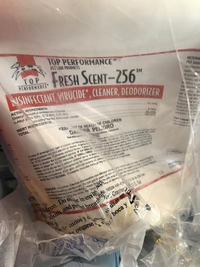 TOP PERFORMANCE 256 Disinfectant & Deodorizer, 1-gallon bottle ...