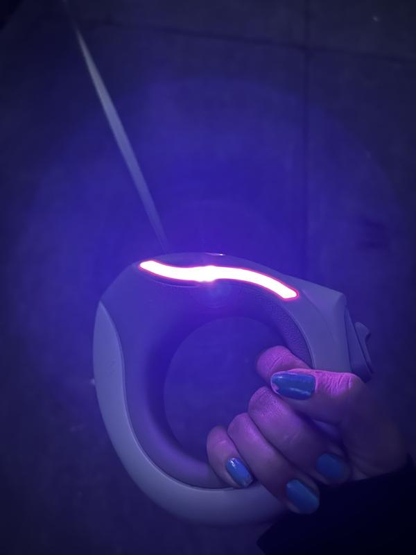 GROOVYPETS LED Flashlight Wearable Hand-Free Retractable Dog Leash, 10 ...