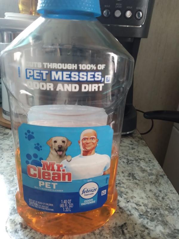 Mr. Clean 128-fl oz Febreze Odor Defense Liquid All-Purpose Cleaner at ...