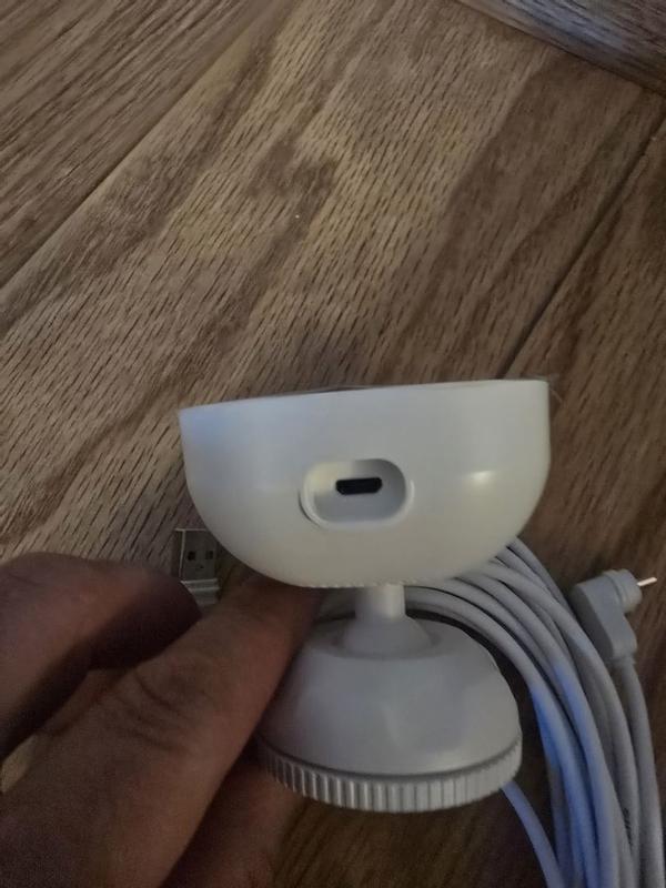 Chamberlain myQ Smart Secure Outdoor 1-Channel 1-Camera 1080P Plug-in ...