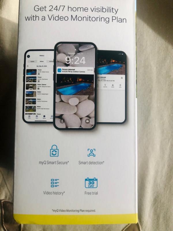 Chamberlain myQ Smart Secure Outdoor 1-Channel 1-Camera 1080P Plug-in ...