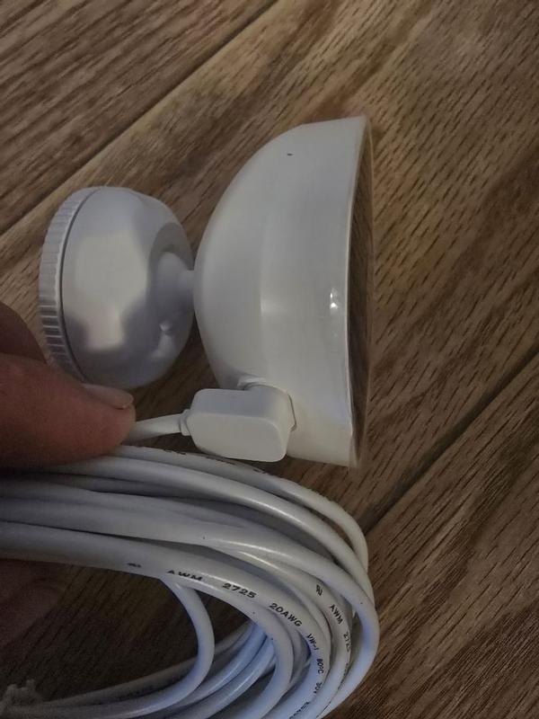 Chamberlain myQ Smart Secure Outdoor 1-Channel 1-Camera 1080P Plug-in ...