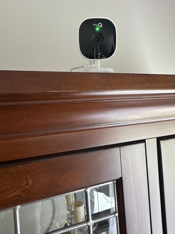 Chamberlain myQ Smart Indoor 1-Channel 1-Camera 1080P Plug-in Standard ...