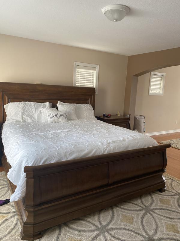 Nanshing 7 -Piece White King Comforter Set at Lowes.com