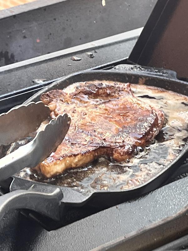 NAPOLEON Grilling Accessories Cast Iron Non-stick Griddle and Pan Set ...