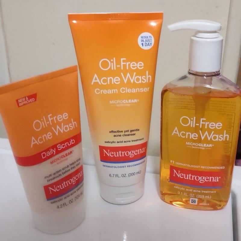Oil Free Acne Wash Cream Cleanser NEUTROGENA