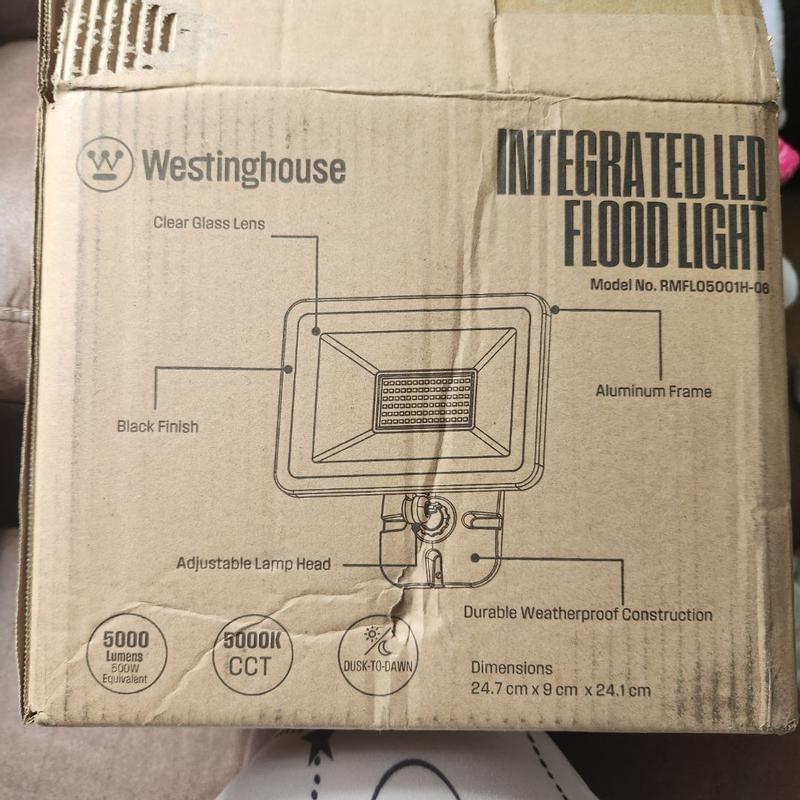 Westinghouse 300-Watt EQ Hardwired Integrated LED Black 1-Head Dusk-to ...