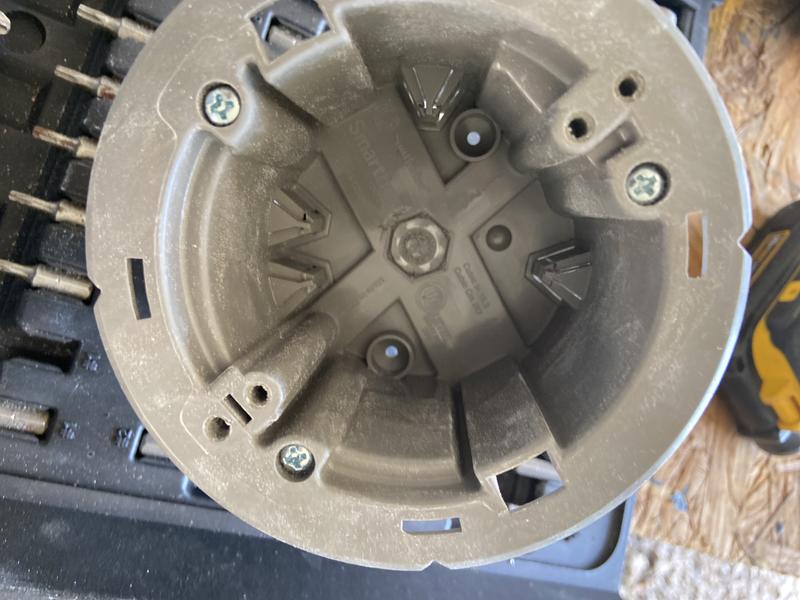 Southwire SHARK TOOTH SMARTBOX MSBST250 at Lowes.com