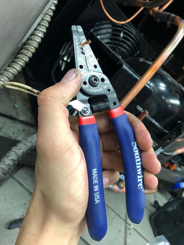 Southwire Wire Cutter/Stripper, 10-18 Awg Solid, 12-20 Awg Stranded ...