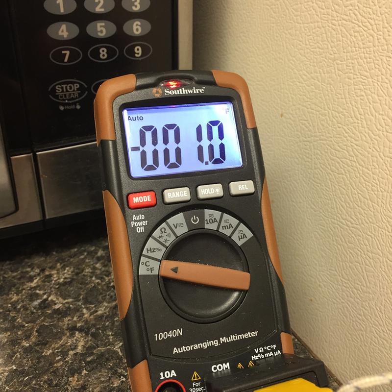 Southwire Digital Display Auto Ranging Multimeter 10 Amp 600 -Volt in ...