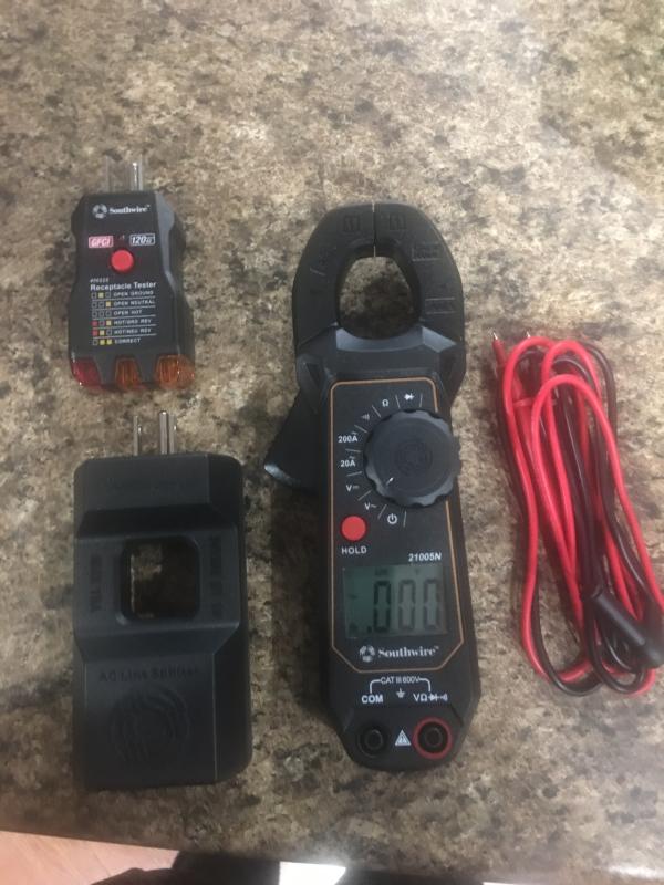 Southwire Digital Display Clamp Meter Multimeter 200 Amp 600-Volt ...