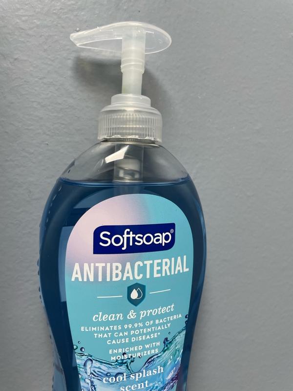 Softsoap Antibacterial Hand Soap Cool Splash Scent 11.25 oz in the Hand ...