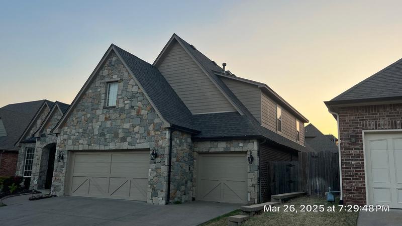 CertainTeed Landmark AR Resawn Shake Laminated Architectural Roof ...