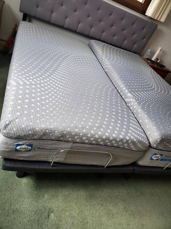 Member's mark split king premier adjustable base with pillow tilt and massage store