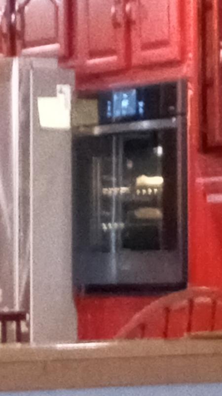 Samsung 30-in Smart Single Electric Wall Oven with Air Fry Convection ...