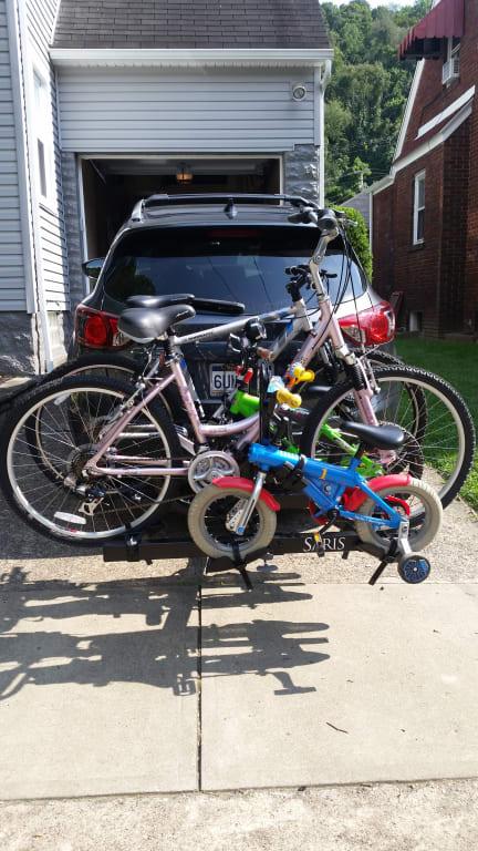 Saris Freedom 4-Bike Tray-Style Hitch Mount Bike Rack, Adjustable, Fits ...