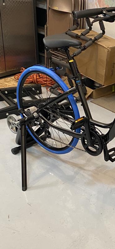 Saris Fluid2 Trainer - Bike