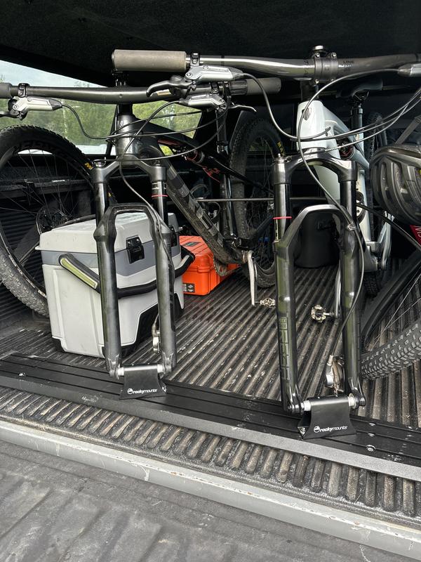 Saris 47 in. Traps Triple Track Inside Van Bike Rack for Trucks and Suv ...