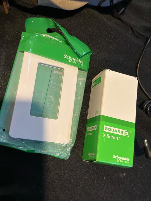 Square D X Series 15-amp 3-way Rocker Master Light Switch , White in ...