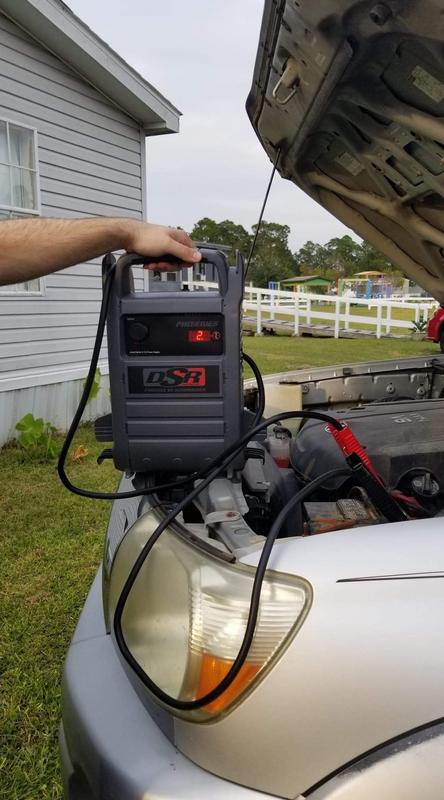 Schumacher Electric DSR ProSeries 2000-Amp 12-Volt Portable Car Battery ...