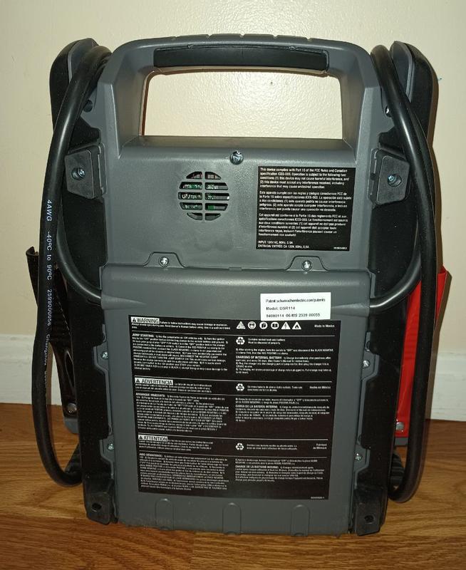 Schumacher Electric DSR ProSeries 2200-Amp 12-Volt Portable Car Battery ...
