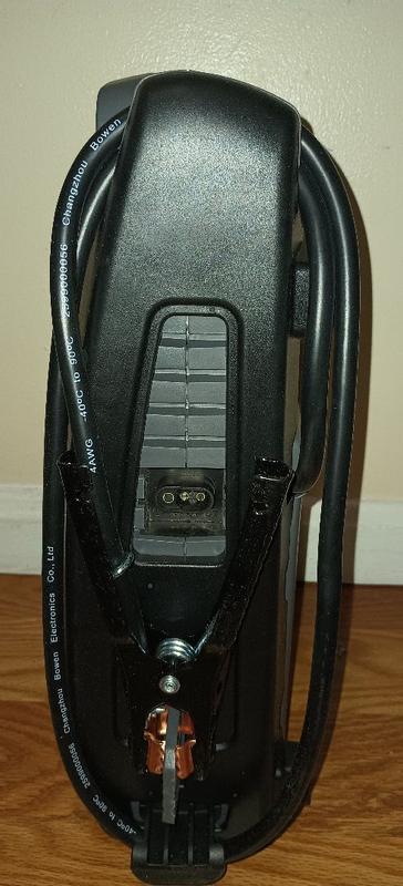 Schumacher Electric DSR ProSeries 2200-Amp 12-Volt Portable Car Battery ...