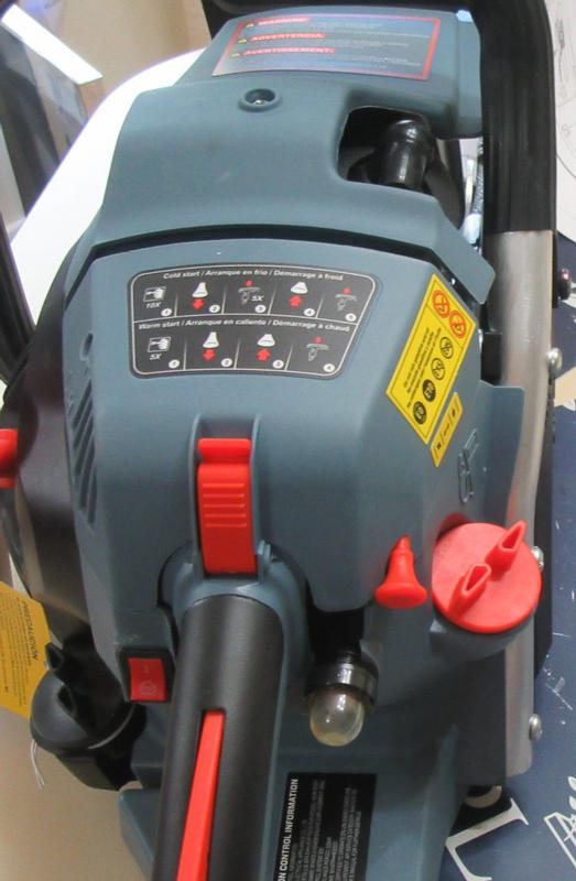 SENIX 4QL 49-cc 4-cycle 18-in Gas Chainsaw in the Chainsaws SENIX 4QL 49-cc 4-cycle 18-in Gas Chainsaw in the Chainsaws