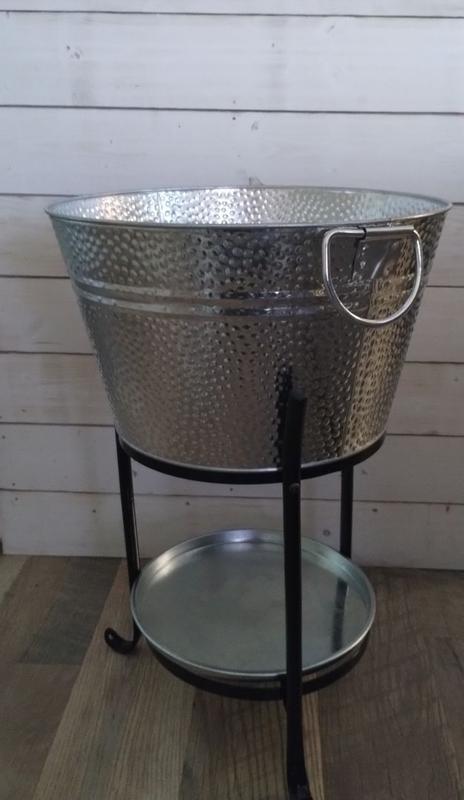 Sunnydaze Decor 5-Gallons Silver Metal Ice Bucket RCM-LG260 at Lowes.com
