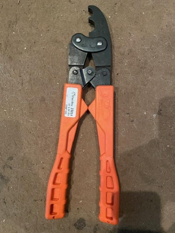 PEX Plumbing Crimp Tool SharkBite
