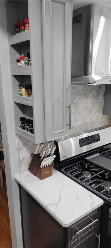 Shenandoah Irvington 24-in W x 30-in H x 12-in D Linen Painted Diagonal ...
